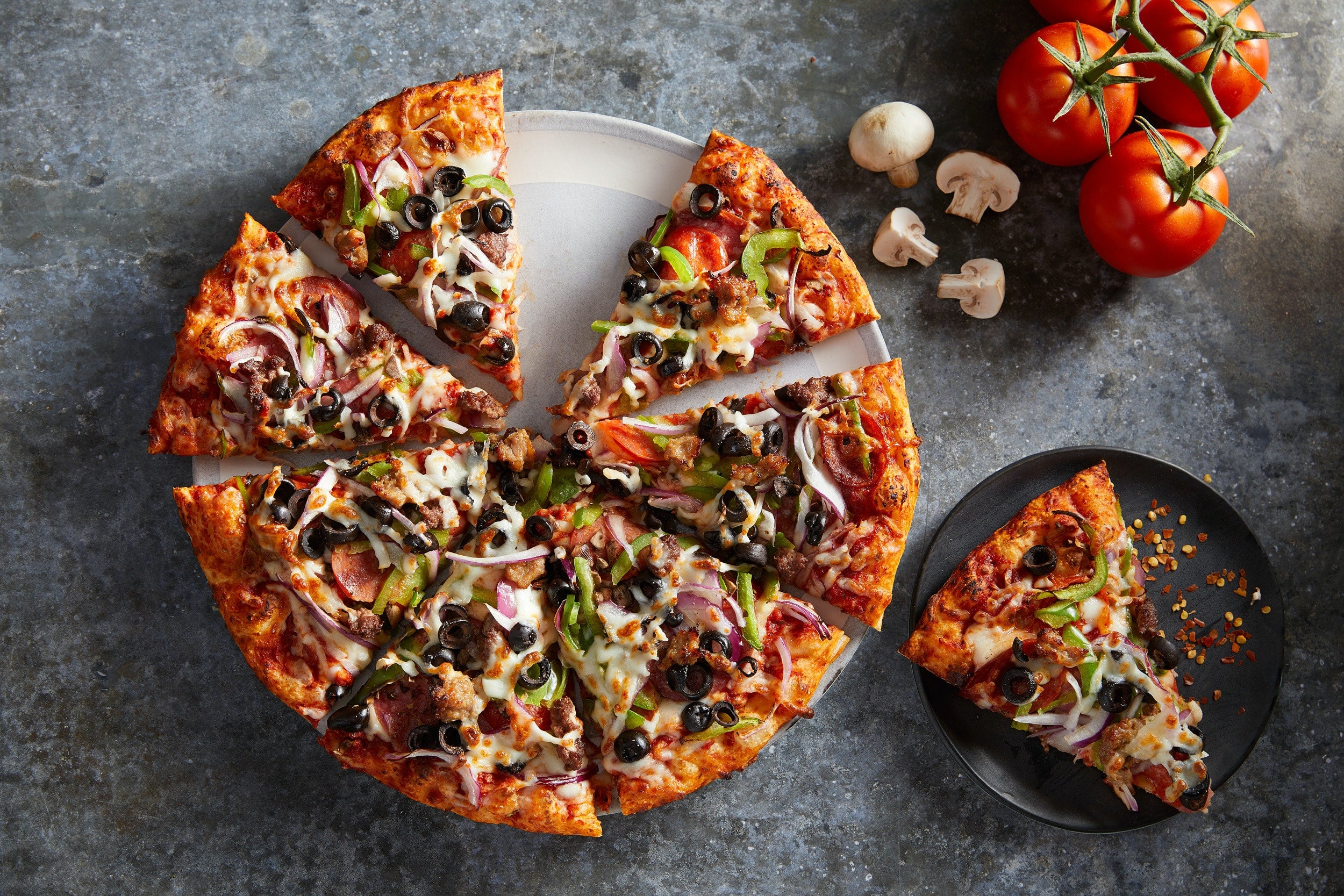 Curry Pizza House® | Serving The Best Classic and Fusion Pizzas